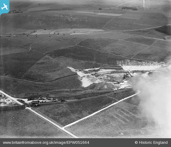 EPW051664 ENGLAND (1936). The Buxton Limestone Quarry and Hindlow ...