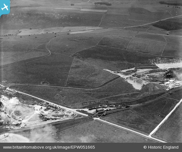 EPW051665 ENGLAND (1936). Hindlow Railway Station and environs, Hind ...