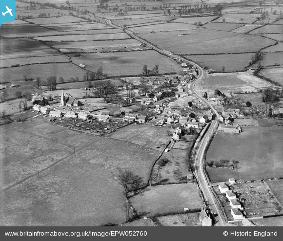 EPW052760 ENGLAND (1937). The village, Tetsworth, 1937 | Britain From Above