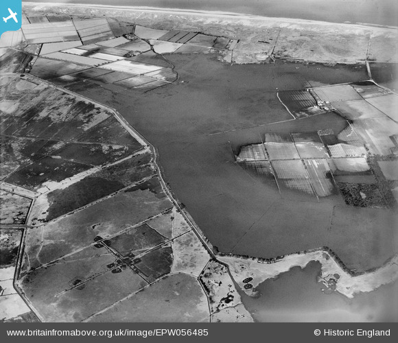EPW056485 ENGLAND (1938). Extensive flooding between New Cut and Horsey ...