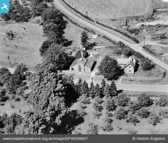 EPW058657 ENGLAND (1938). The junction of Cheltenham Road and ...