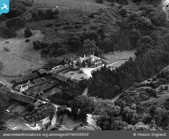 epw058959 ENGLAND (1938). Tyting Farm, Guildford, 1938 | Britain From Above