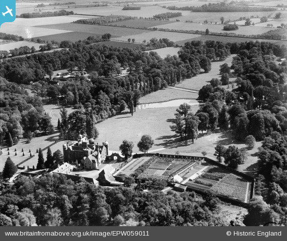 epw059011 ENGLAND (1938). Madingley Hall and Park, Madingley, 1938 ...