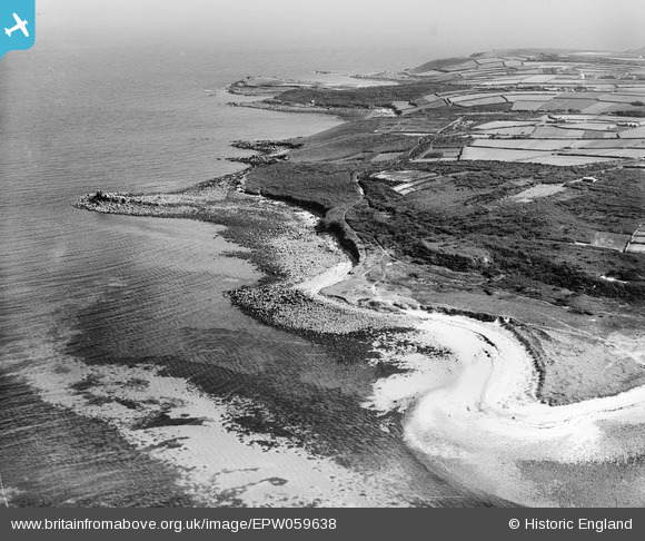 epw059638 ENGLAND (1938). Sandy Bar, Innisidgen and Helvear Down, St ...
