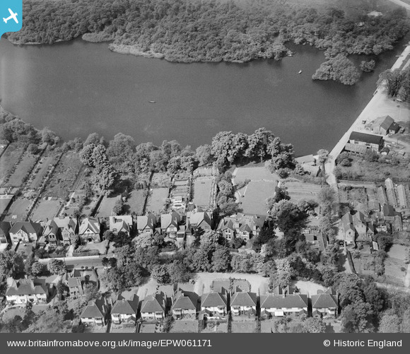 epw061171 ENGLAND (1939). Housing on Somerville Road at Windley Pool ...