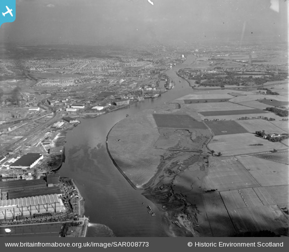 sar008773 SCOTLAND (1947). The Clyde looking West Old Kilpatrick ...