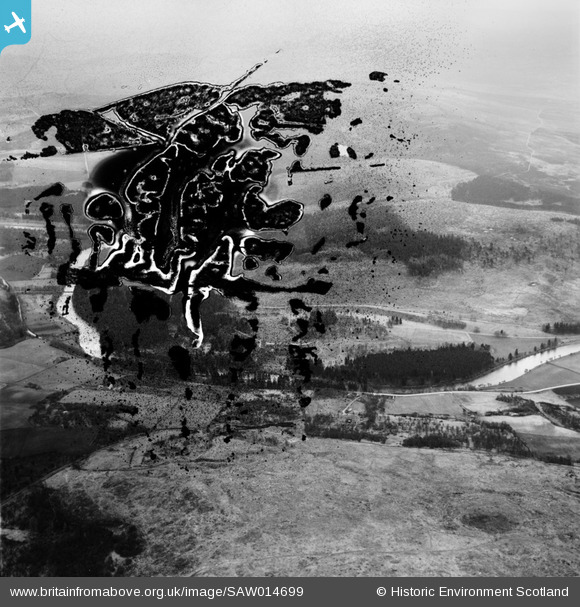 SAW014699 SCOTLAND (1948). Craig Gowan and River Dee, Balmoral Estate ...