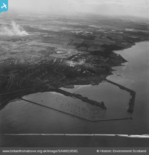 saw019581 SCOTLAND (1948). Granton and West Pilton, Edinburgh, general ...