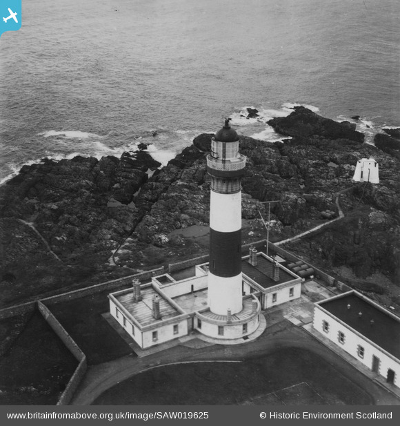 SAW019625 SCOTLAND (1948). Buchan Ness Lighthouse, Boddam. An oblique ...