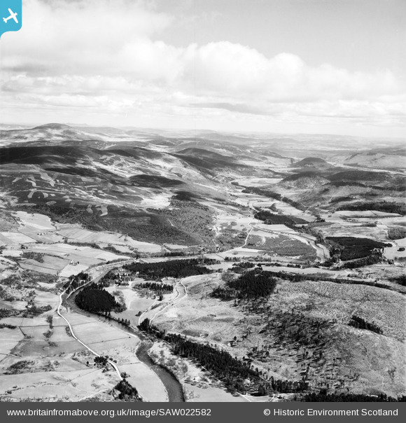saw022582 SCOTLAND (1949). River Dee, general view, showing Balmoral ...