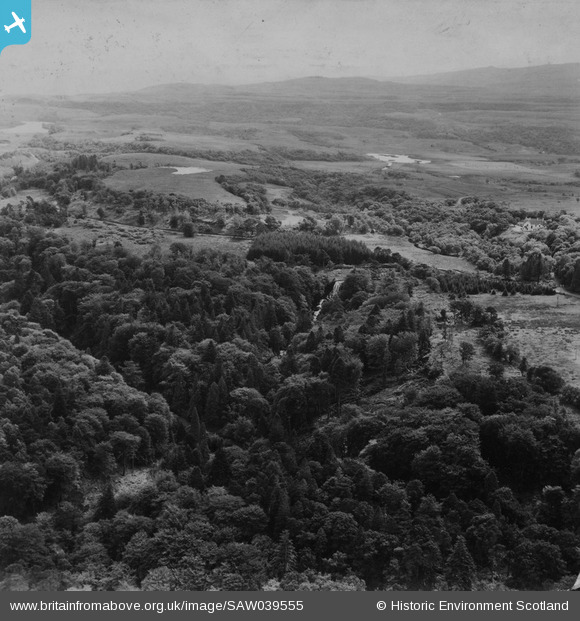saw039555 SCOTLAND (1951). Tobermory, general view, showing Linndhu ...