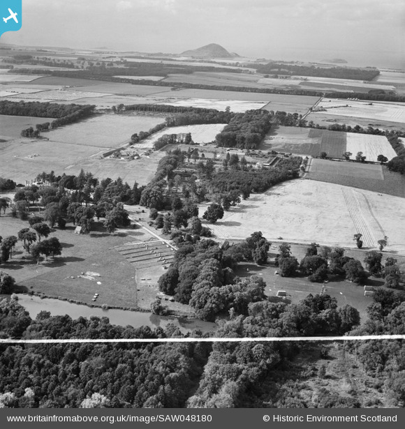 SAW048180 SCOTLAND (1953). Newbyth Farm, Whitekirk. An oblique aerial ...