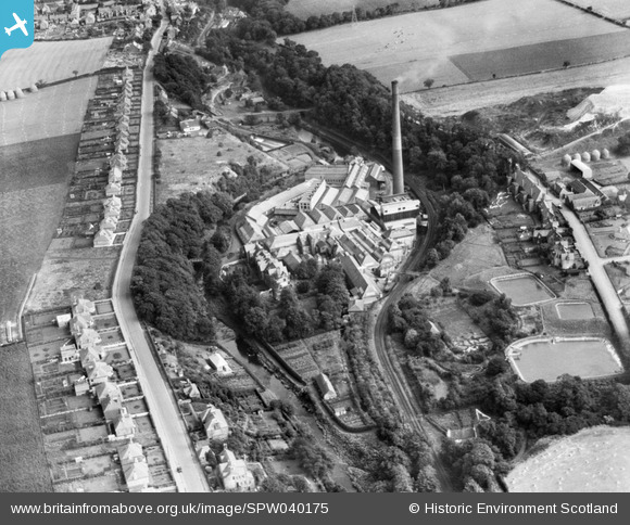 spw040175 SCOTLAND (1932). Kinleith Paper Mills, Currie. An oblique ...
