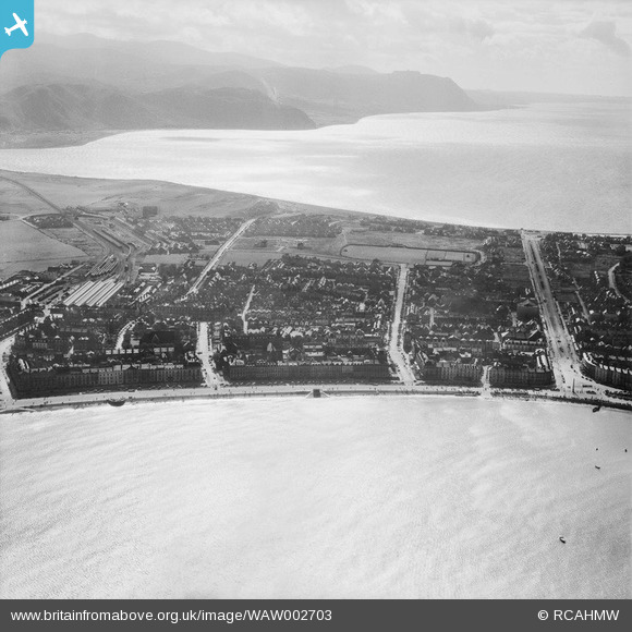 WAW002703 WALES (1946). View of Llandudno | Britain From Above