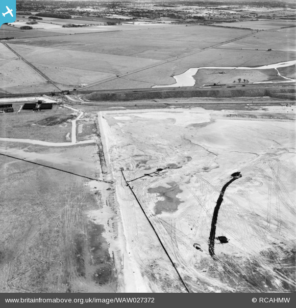 WAW027372 WALES (1949). View of the dredging of the Shotton steelworks ...