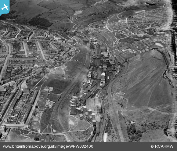 WPW032400 WALES (1930). View of Bargoed colliery looking from south ...