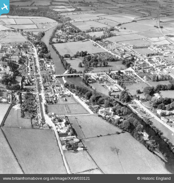XAW033121 IRELAND (1950). Old Head of Kinsale, Kinsale, Cork, Ireland ...