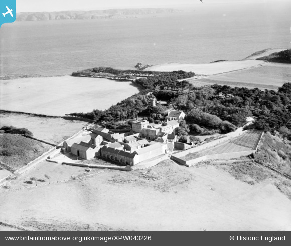 XPW043226 GUERNSEY (1933). General View, Herm, Guernsey, Guernsey, 1933 ...