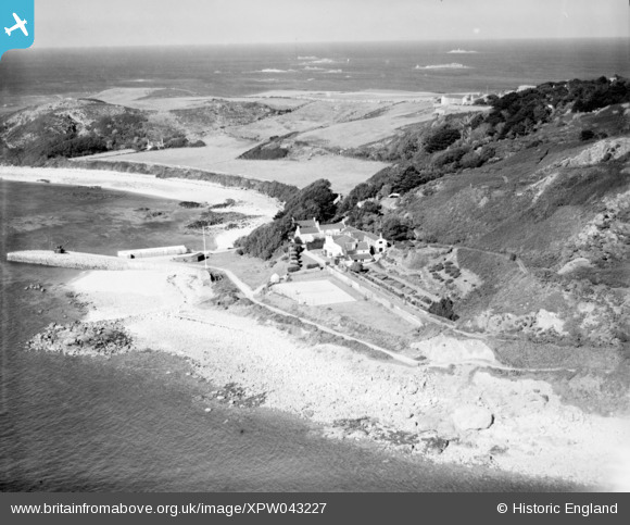 XPW043227 GUERNSEY (1933). General View, Herm, Guernsey, Guernsey, 1933 ...
