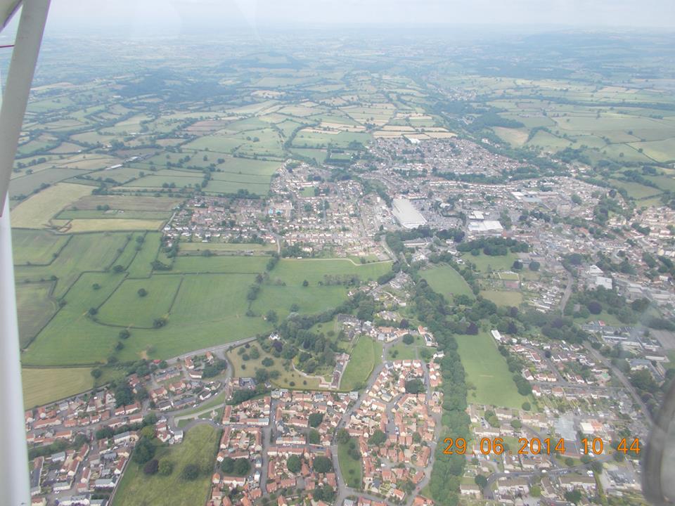 EPW009588 ENGLAND (1923). The town centre, Shepton Mallet, 1923 ...