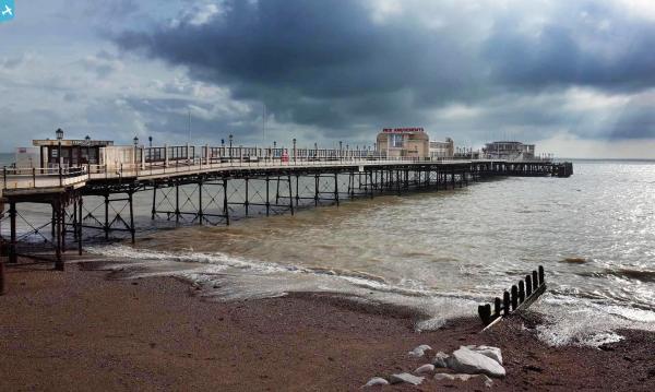 epw018751 ENGLAND (1927). The pier, bandstand and town, Worthing, from ...