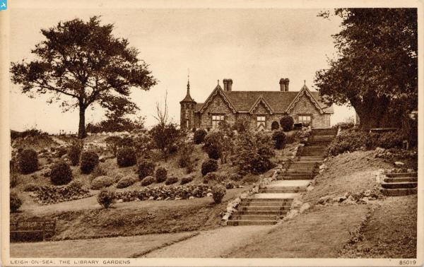 EPW058499 ENGLAND (1938). Leigh Park Road and environs, Leigh-on-Sea ...