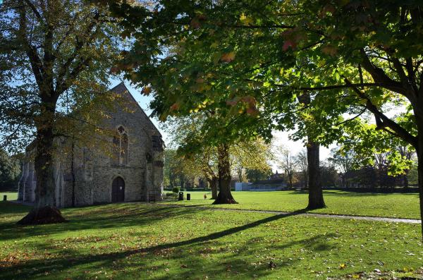 EAW006598 ENGLAND (1947). Southgate, South Street and the city ...