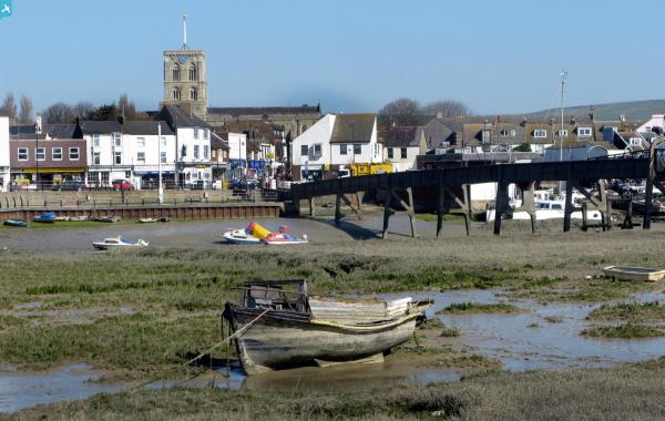 eaw022247 ENGLAND (1949). Shoreham Beach, Shoreham Harbour and the town ...