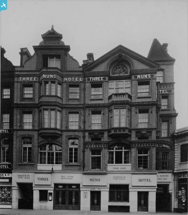 eaw011171 ENGLAND (1947). Minories, Aldgate Bus Station and environs ...
