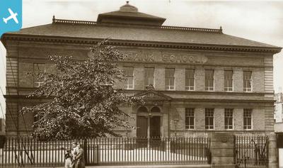 spw045860 SCOTLAND (1934). Singer Sewing Machine Factory, Kilbowie ...