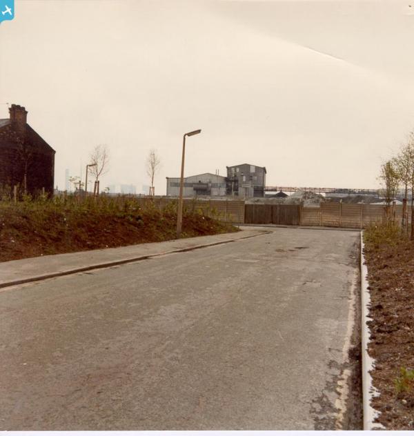 epw043637 ENGLAND (1933). Orr's Zinc White Ltd Vine Chemical Works ...