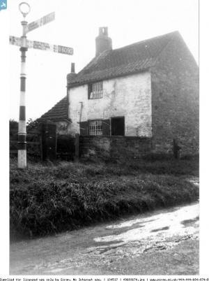 eaw003485 ENGLAND (1947). Fields between Monk Wood and Blackamoor Inn ...