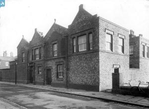 eaw044941 ENGLAND (1952). The Runcorn Railway Bridge, Widnes ...