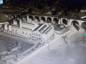 EAW046905 ENGLAND (1952). Fisons Ltd Works at the West Bank Dock Estate ...