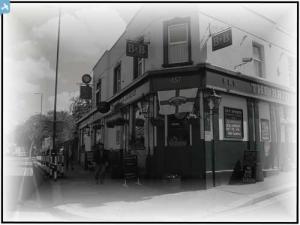 epw022839 ENGLAND (1928). The riverside at Isleworth Ait, Isleworth ...